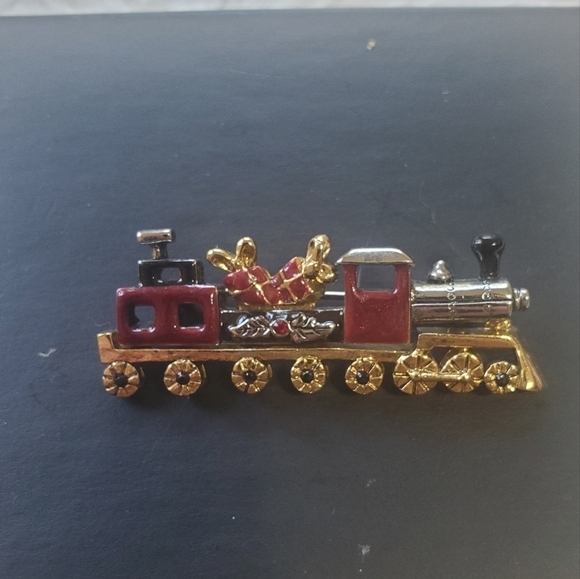 Vintage | Jewelry | Vintage Train Track Rhinestones Gold Brooch | Poshmark